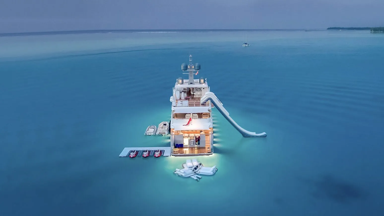 Floating Playground & FunSize BigAir Blob | Yacht Toys | FunAir