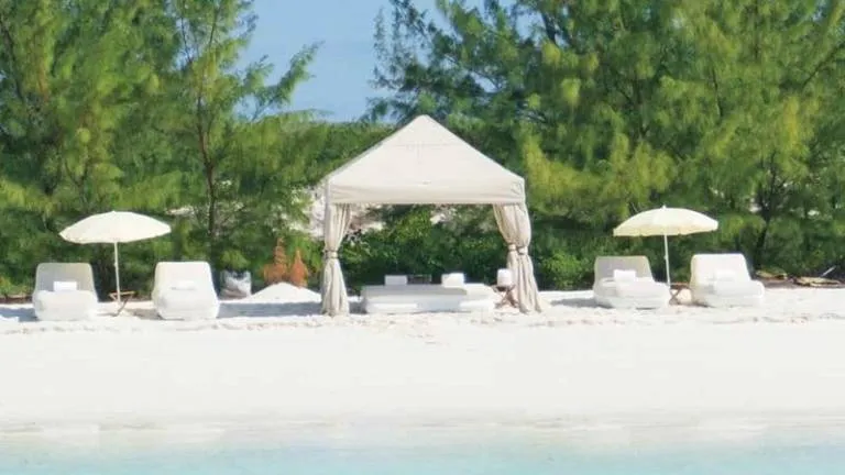 The Ultimate Superyacht Beach Party Set Up